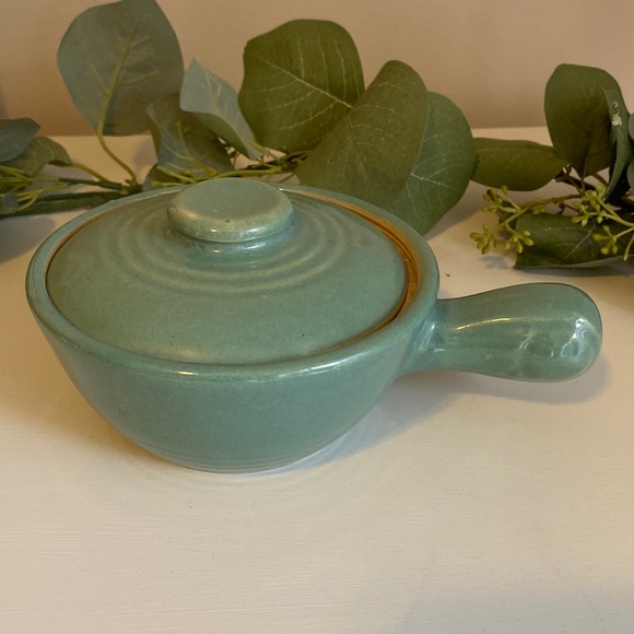 Bauer | Kitchen | Vintage Bauer Ringware Small Dish With Lid And Handle ...